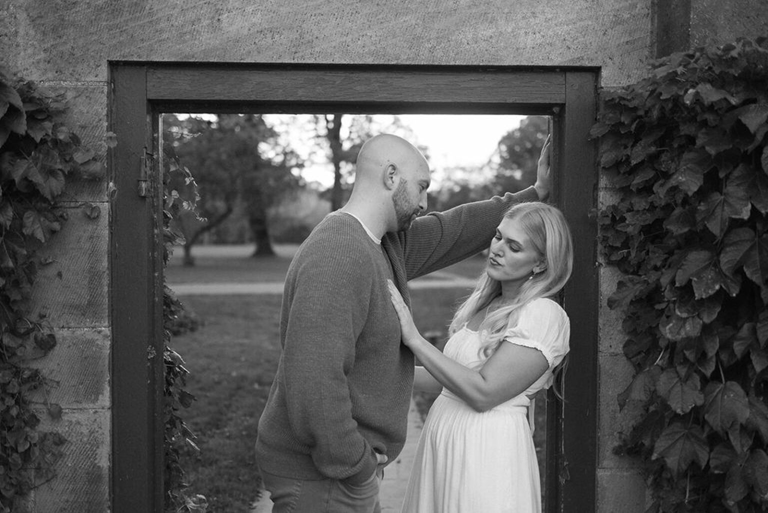 Detroit Engagement Photos | An Elegant Historical Estate Session ...